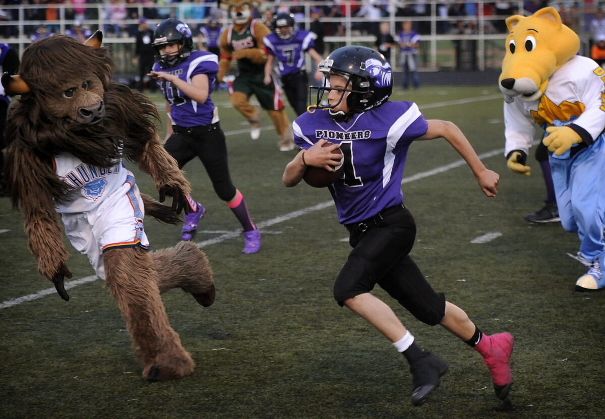 Mascots play for charity at Lehi High School | News, Sports, Jobs ...